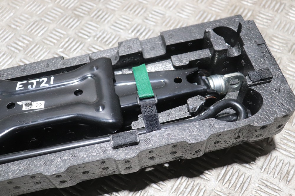 FORD TRANSIT CUSTOM MK8 SPORT CAR JACK KIT WITH FOAM 2018-2022 EJ21 ...