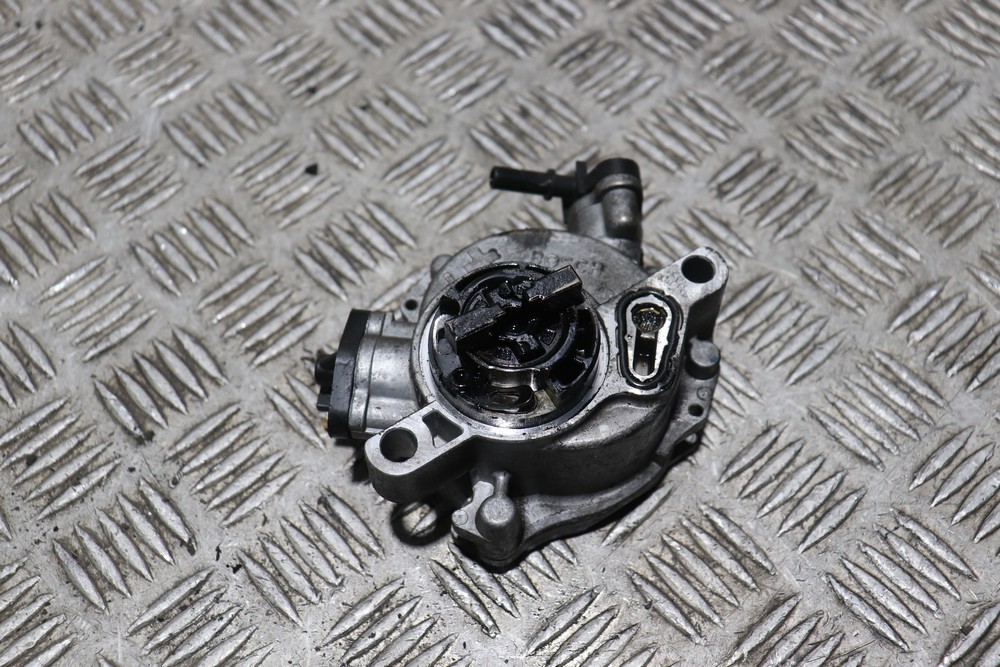 FORD TRANSIT CONNECT MK2 1.5 TDCI BRAKE VACUUM PUMP 9804021880 2014 ...