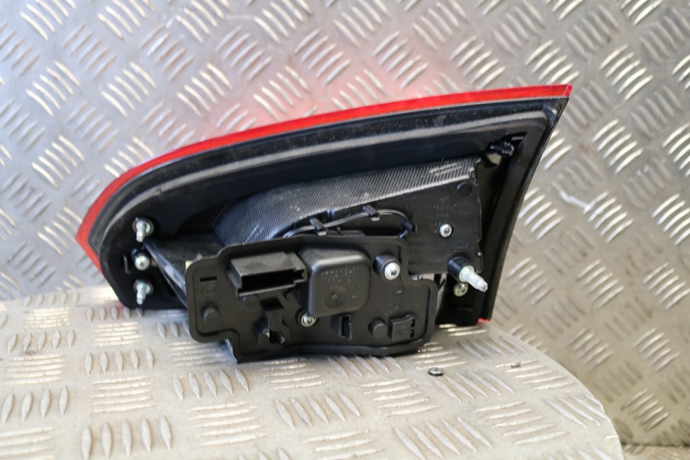 FORD S-MAX MK1 X SPORT NS REAR INNER TAIL LIGHT AM21-13A603-AF 2010-2015 LK64 – Gala Motors