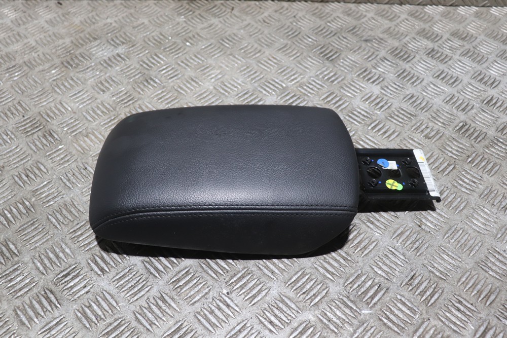 FORD FOCUS MK3 TITANIUM LEATHER ARMREST 2011-2015 ML12 – Gala Motors