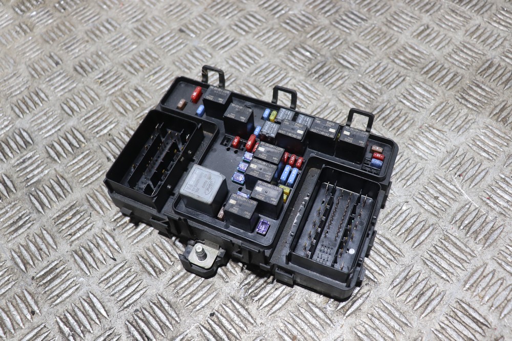 FORD RANGER MK3 ENGINE BAY FUSE BOX JB3T-14D068-CB 2016-2022 HV70 ...