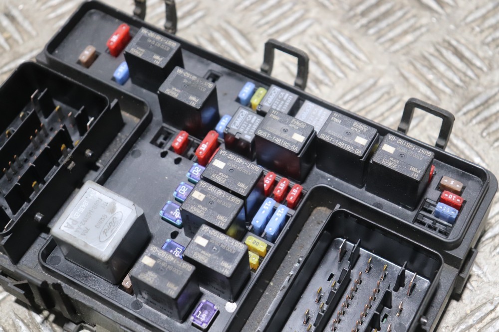 FORD RANGER MK3 ENGINE BAY FUSE BOX JB3T-14D068-CB 2016-2022 HV70 ...