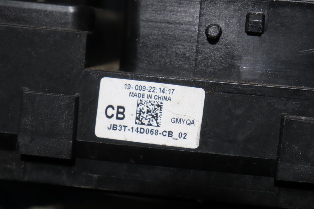 FORD RANGER MK3 ENGINE BAY FUSE BOX JB3T-14D068-CB 2016-2022 HV70 ...