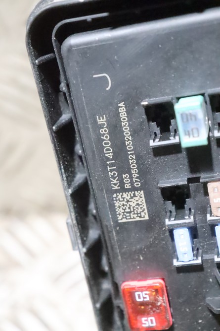 FORD TRANSIT CUSTOM 2.0 ECOBLUE ENGINE BAY FUSE BOX KK3T-14D068-J 2018 ...