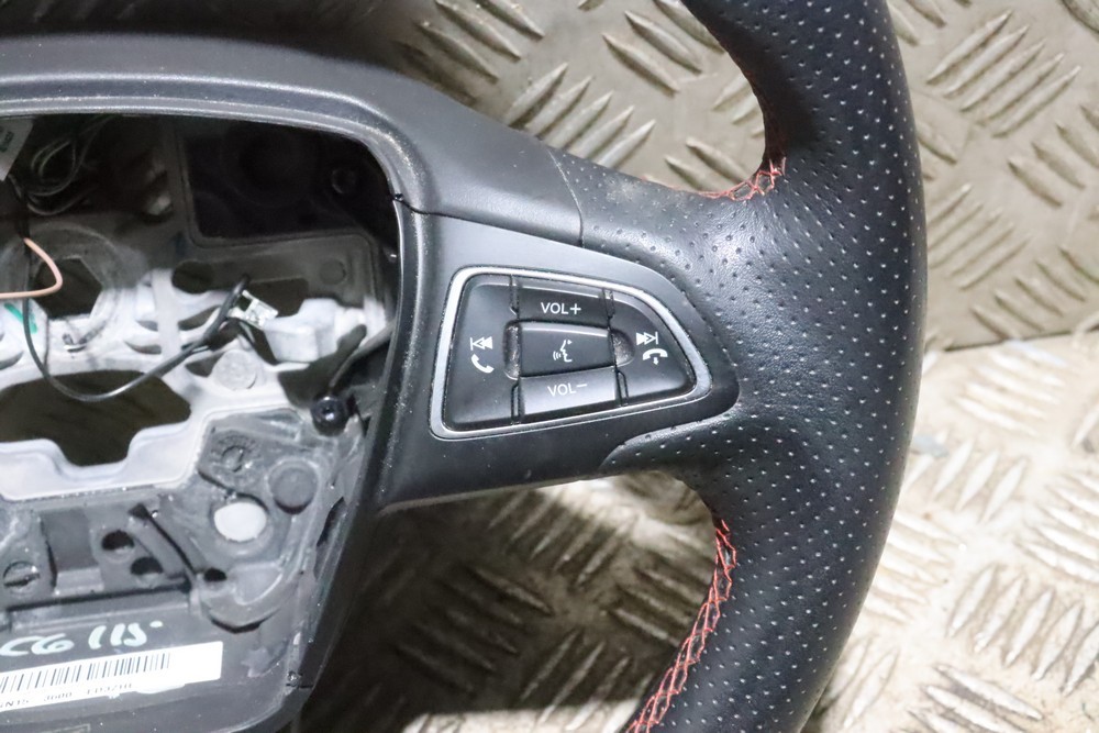 FORD FOCUS MK3 ZETEC S STEERING WHEEL EGN15-3600-ED (RED STITCH) 2015 ...