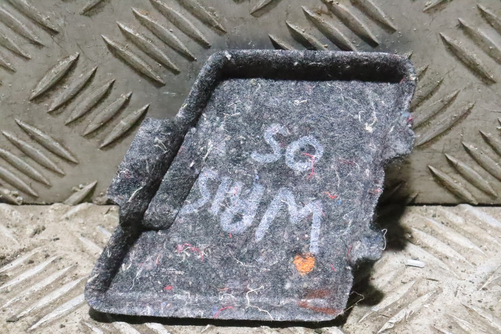 FORD FOCUS MK3 ZETEC S HATCHBACK OS BOOT ACCESS COVER TRIM 2015-2018 ...