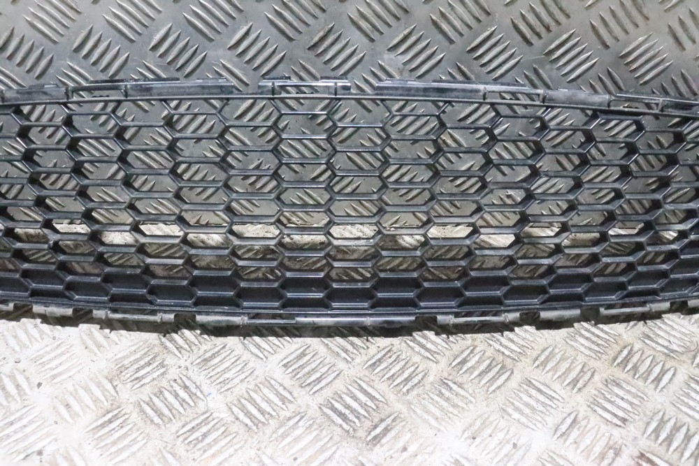 FORD FOCUS MK3 ZETEC S FRONT BUMPER MAIN GRILL (SEE PHOTOS) 2015-2018 ...